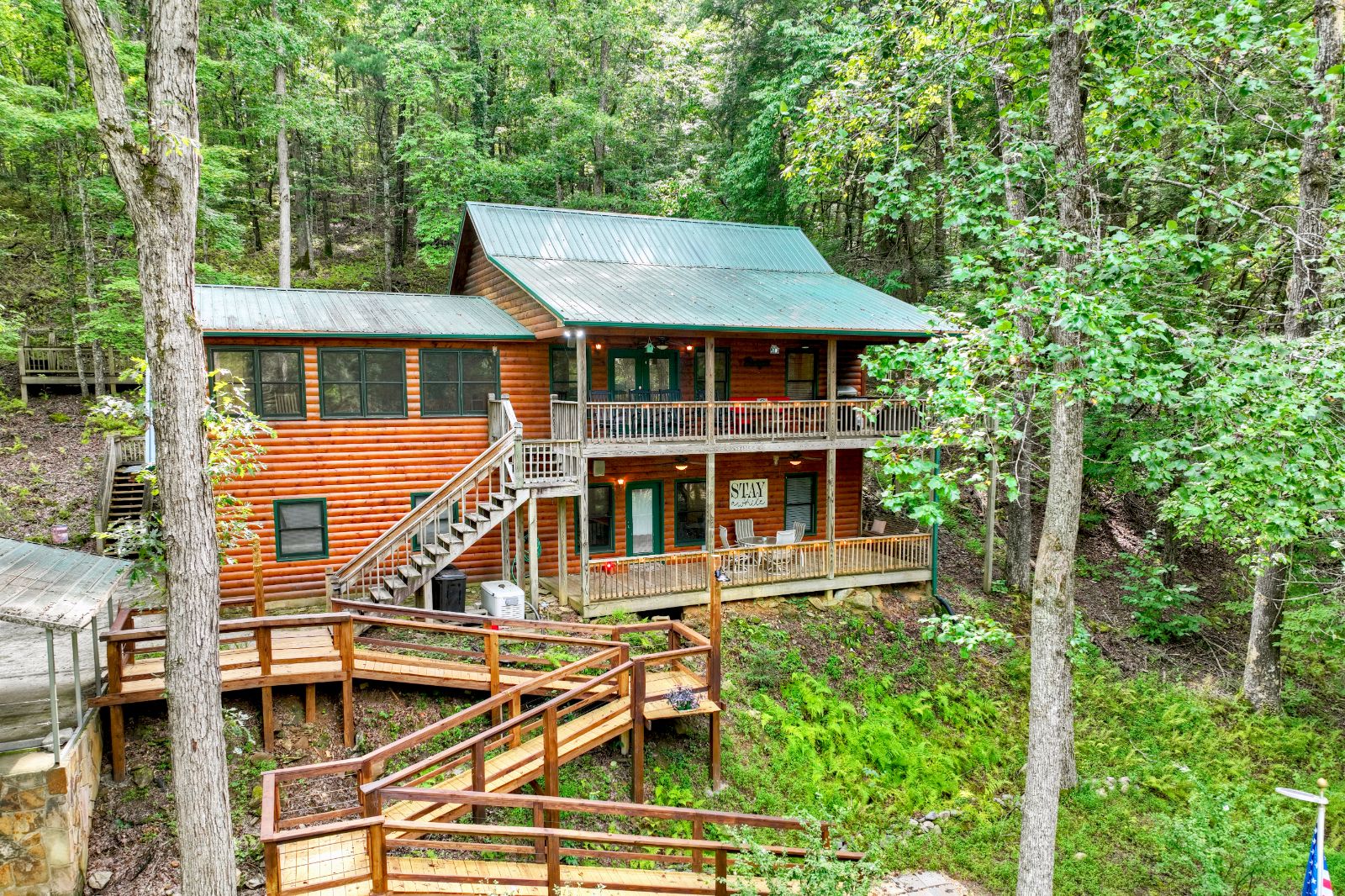 Blue Ridge GA Cabins - The Water’s Edge | Georgia Cabins For You